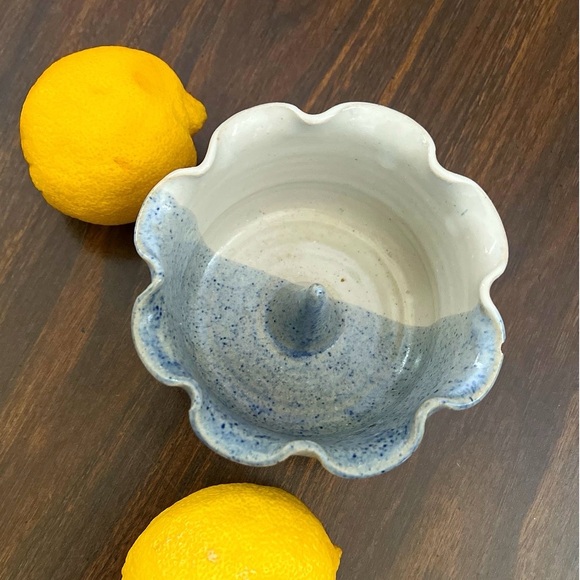 Kitchen | Vintage 1998 Hand Thrown Citrus Lemon Juicer Pottery Clay ...
